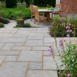 Light Grey Classic Sandstone Circle & Squaring Off Kit Paving Feature ...
